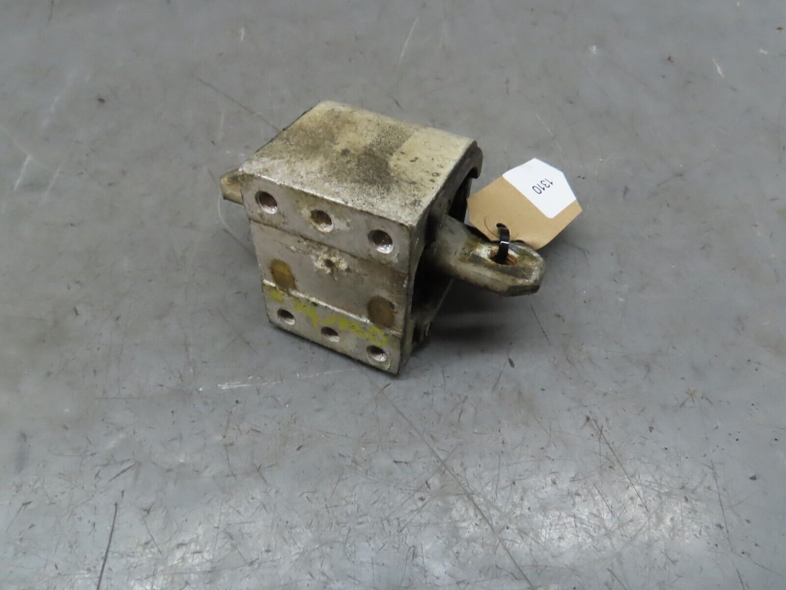 Mercedes Benz Sprinter Manual Gearbox Mount 2.1CDI 2016 - Chrispin's ...