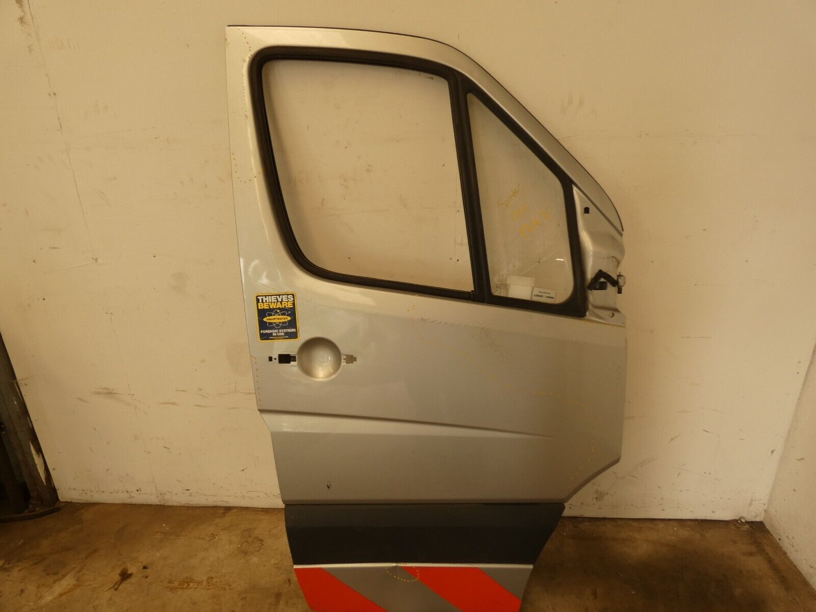 Mercedes Sprinter Drivers Offside Front Door 2.1CDI 2017 (SILVER ...