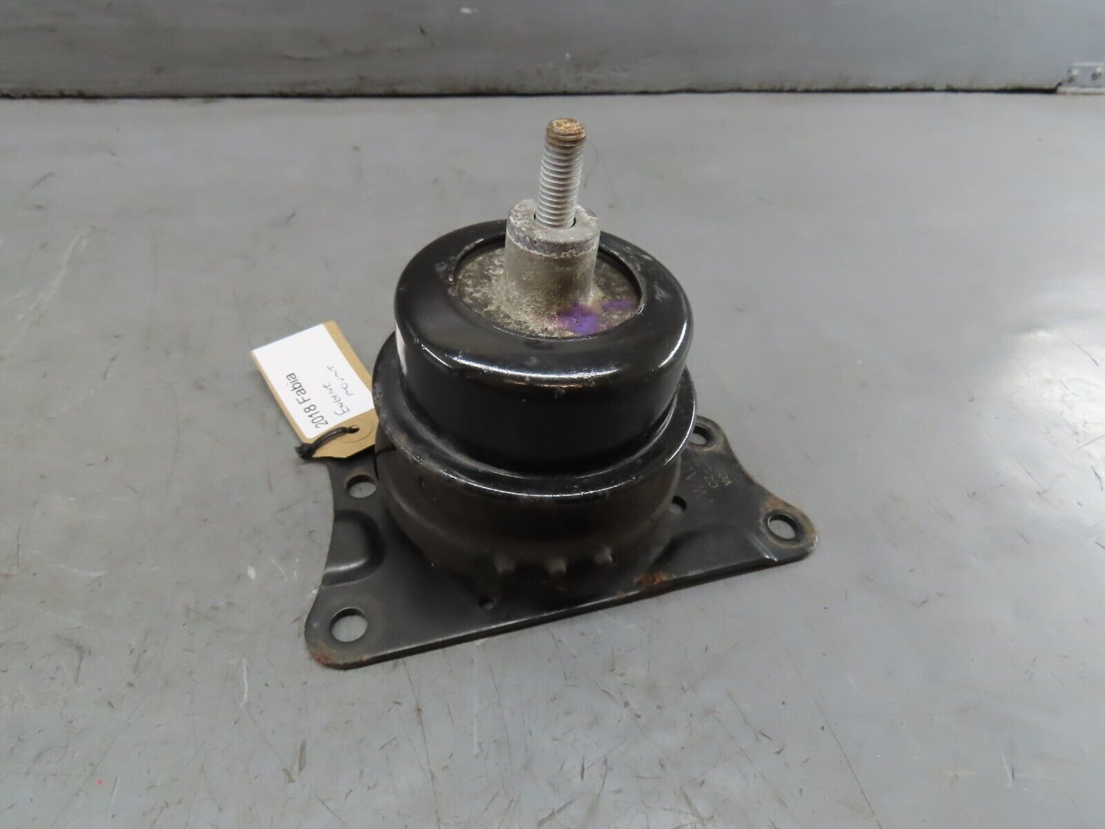 Skoda Fabia Engine Mount 5dr 1.0MPI 2019 - Chrispin's Used Car Spares