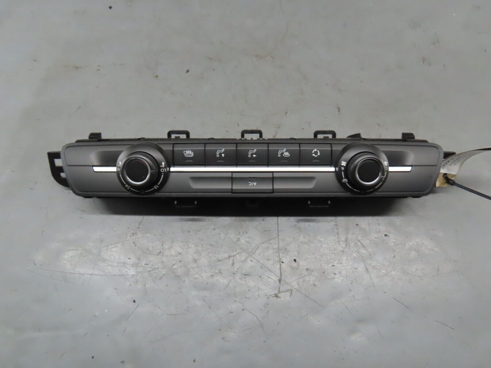 Vauxhall Vivaro Heater Controls Control Unit with AIR CON 2023 ...