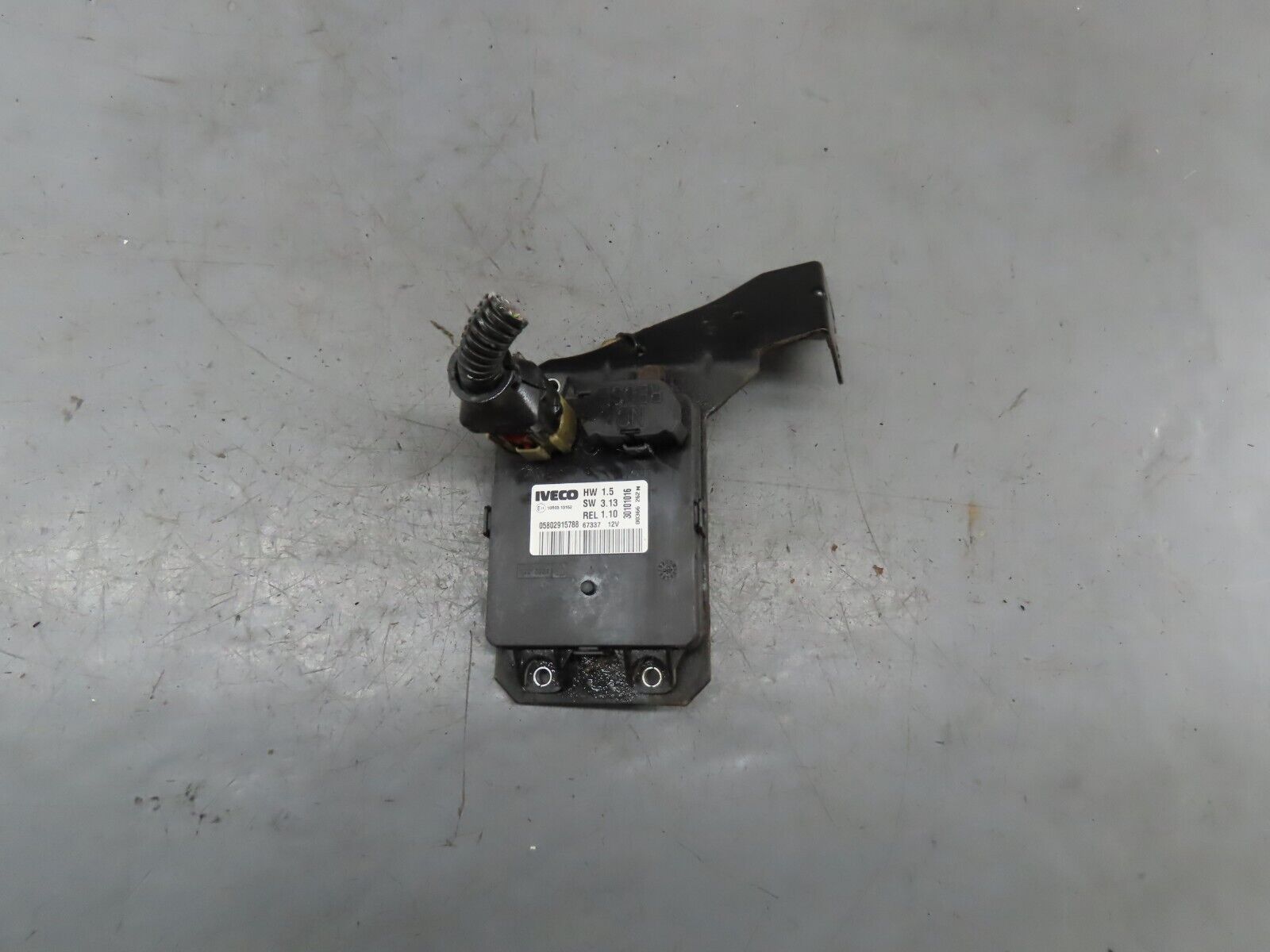 Iveco Daily Trailer ECU 2.3D 2017 - 5802915788 - Chrispin's Used Car Spares