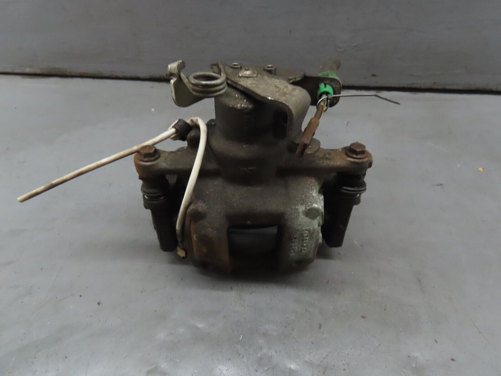 Ford Transit Tipper Passenger Nearside Rear Brake Caliper & Carrier 2 ...