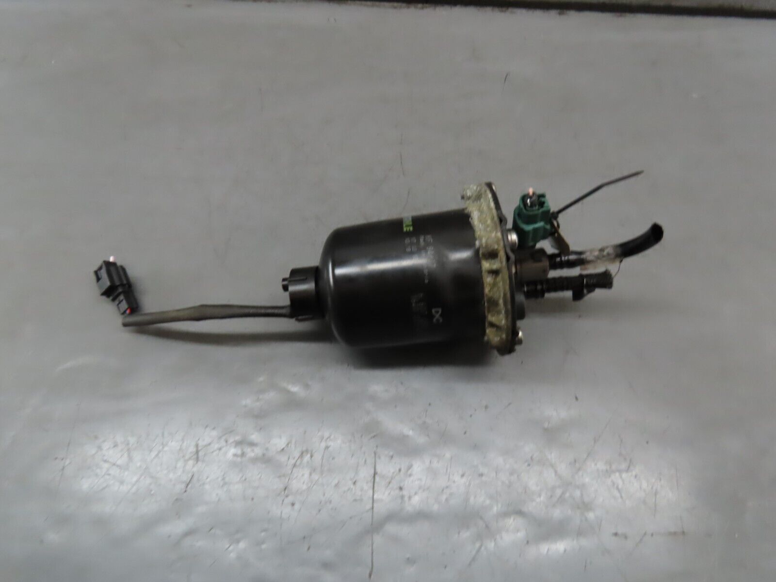 Dacia Duster Fuel Filter Housing 1.5DCI 2018 - 164007343R - Chrispin's ...
